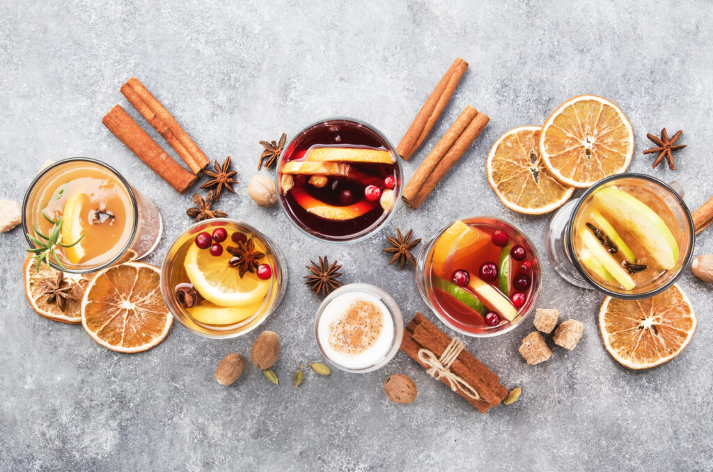 5 Delicious Winter Cocktails to Warm You Up! - Flouncey